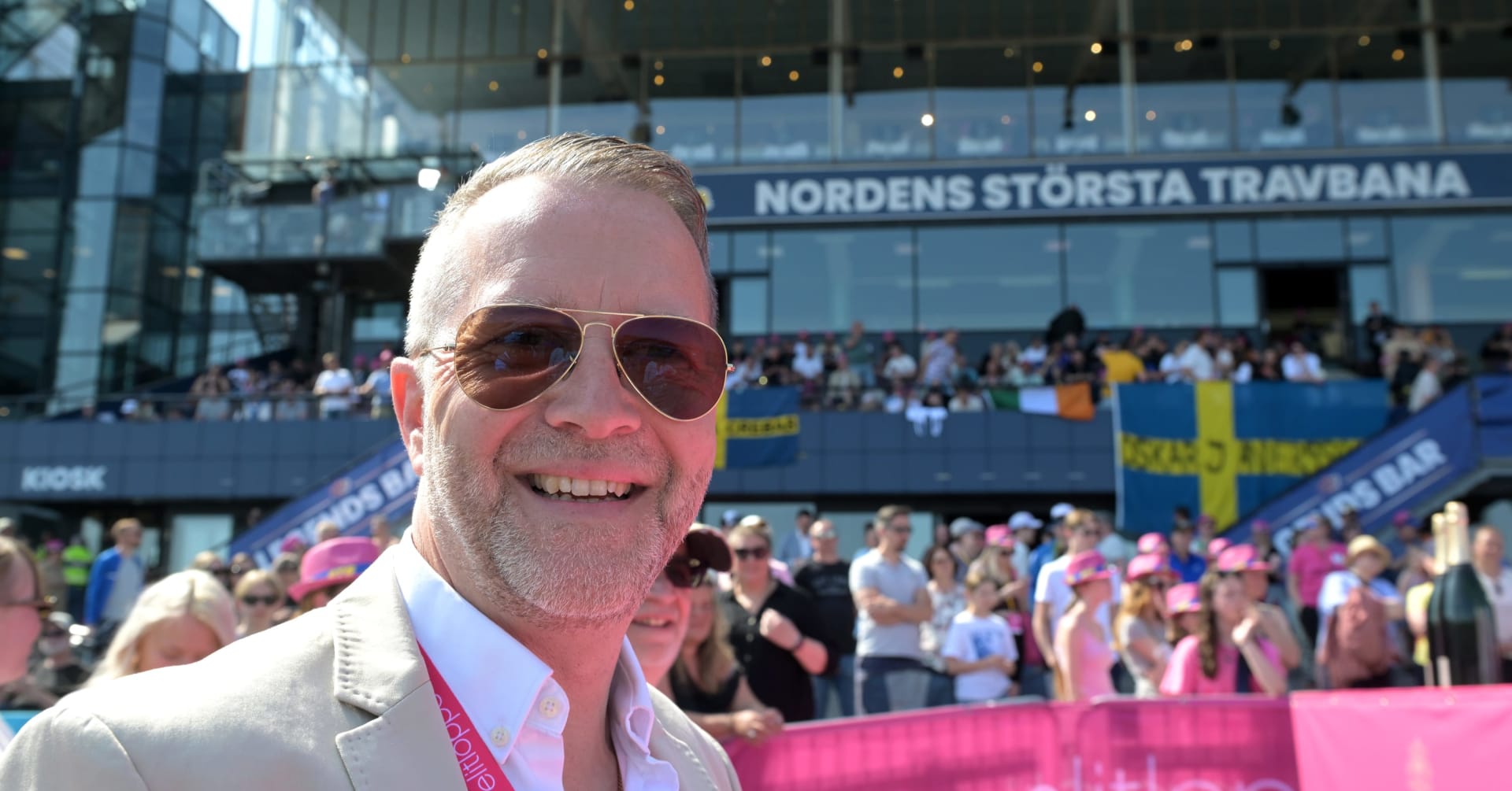 Anders Malmrot efter Diva Ek:s seger · Senaste nyheterna om trav · Travronden