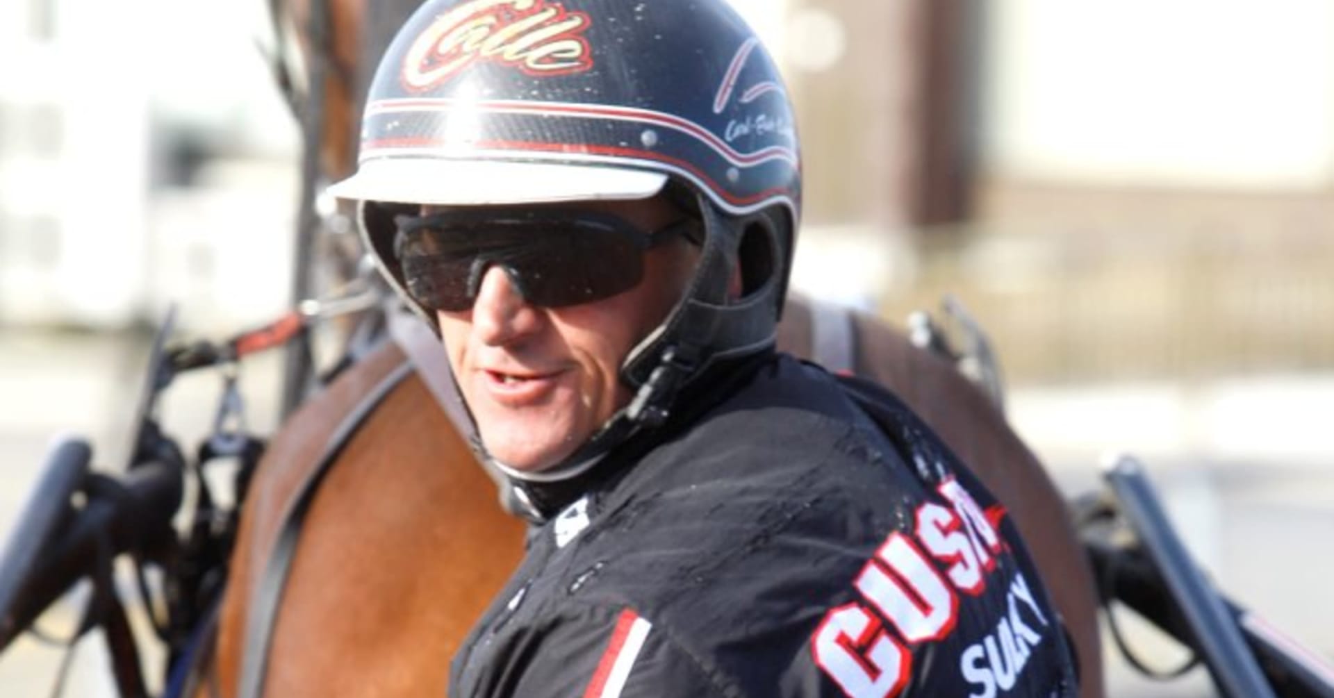 Carl-Erik Lindblom i olycka · Senaste nyheterna om trav · Travronden