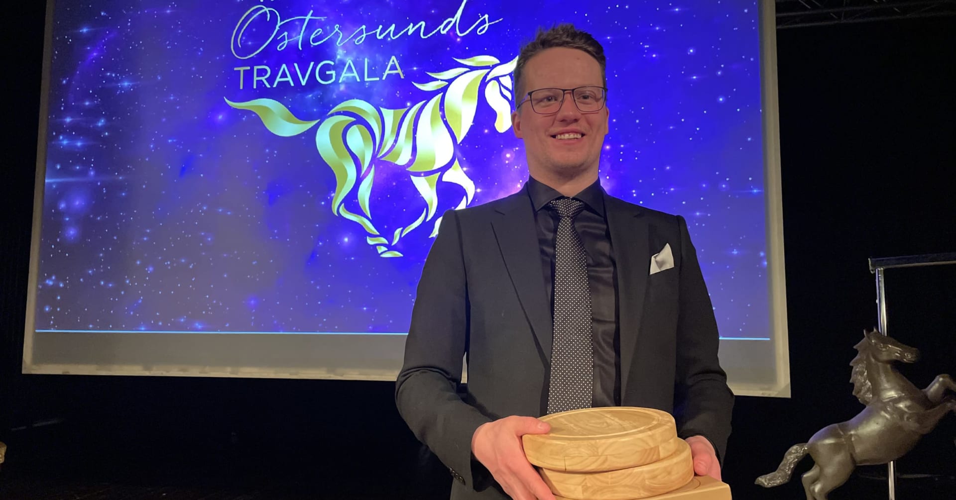 Hannibal Face blev årets häst i Östersund · Senaste nyheterna om trav · Travronden