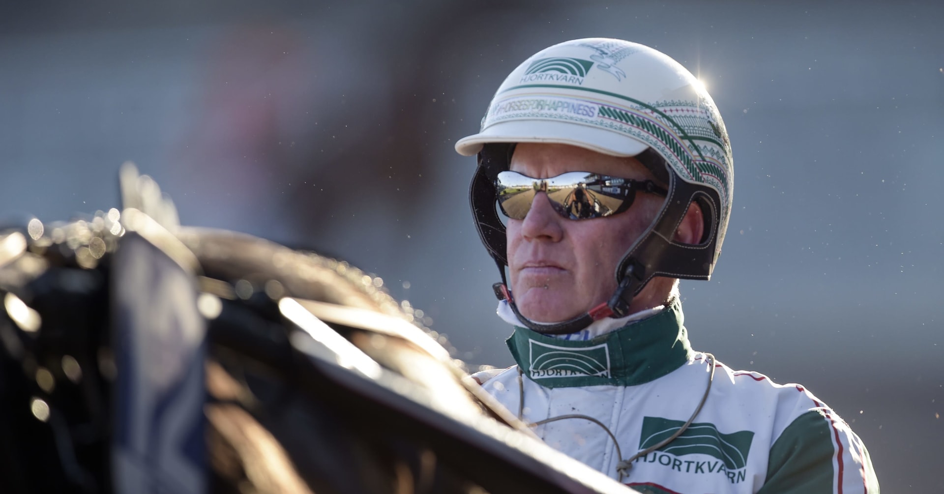 Thomas Uhrberg och Mika Forss i topp · Senaste nyheterna om trav · Travronden