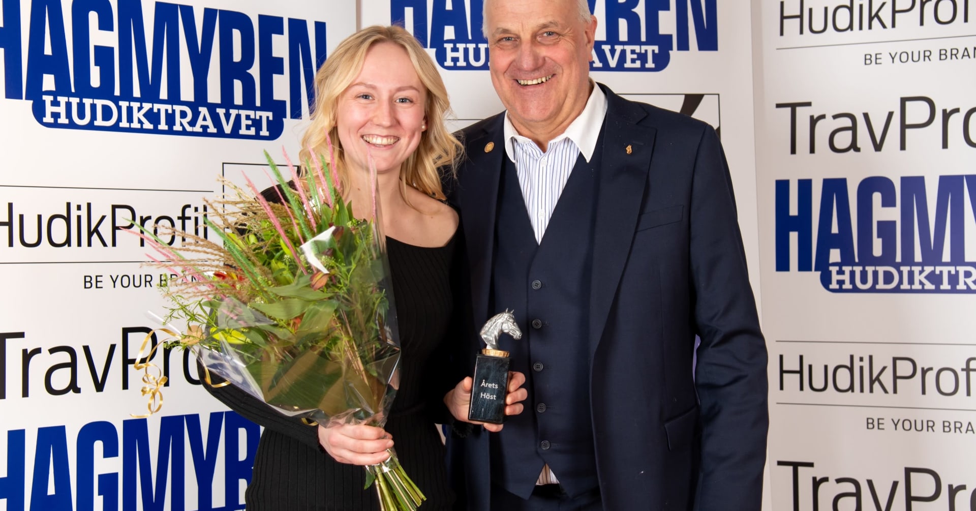 Jan-Olov Persson och Majblomster stack ut på gala · Senaste nyheterna ...