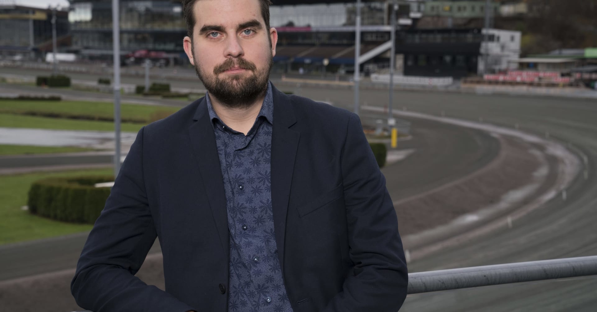 Att köra för bästa möjliga placering: Kristofer Axén · Senaste ...