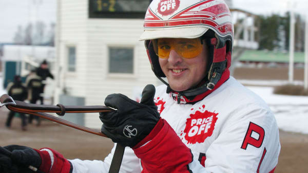 Linderoth körde fyra banrekord under samma kväll · Senaste nyheterna om ...